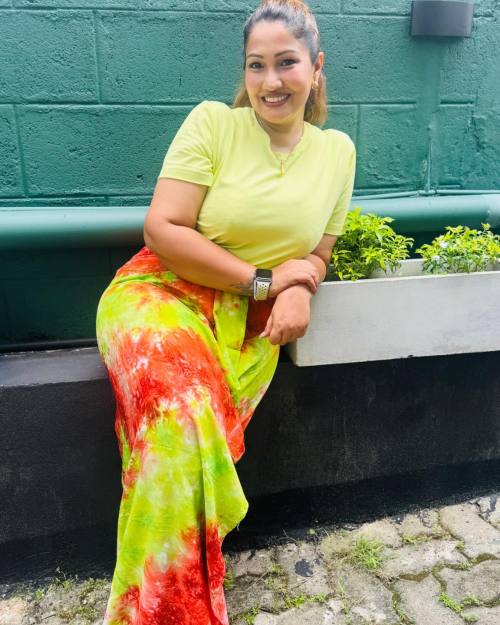 Piyumi Botheju Biography Birthday Age Family Photos and Videos | Actor.lk