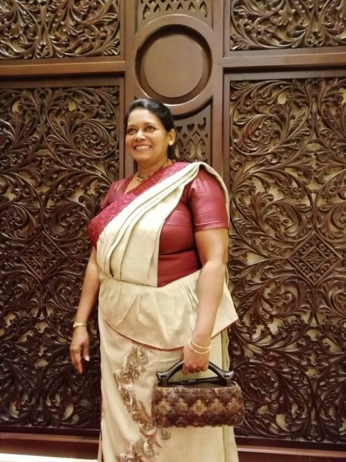Malee jayaweerage Biography Birthday Age Family Photos and Videos ...