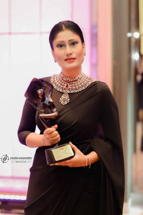 Sulochana Weerasinghe Biography Birthday Age Family Photos and Videos ...