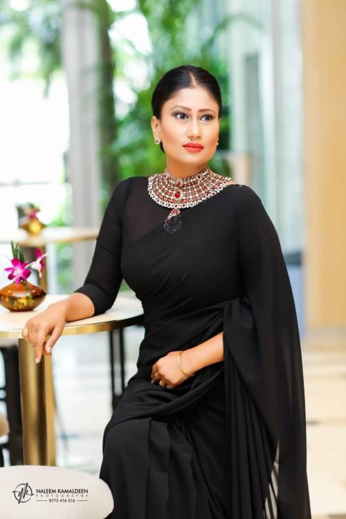 Sulochana Weerasinghe Biography Birthday Age Family Photos and Videos ...