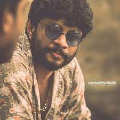 Kalana Gunasekara Biography Birthday Age Family Photos and Videos ...
