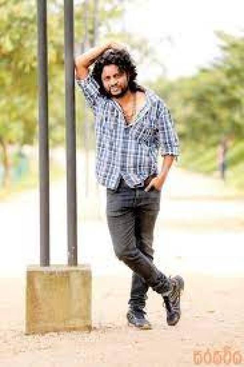 Kalana Gunasekara Biography Birthday Age Family Photos and Videos ...