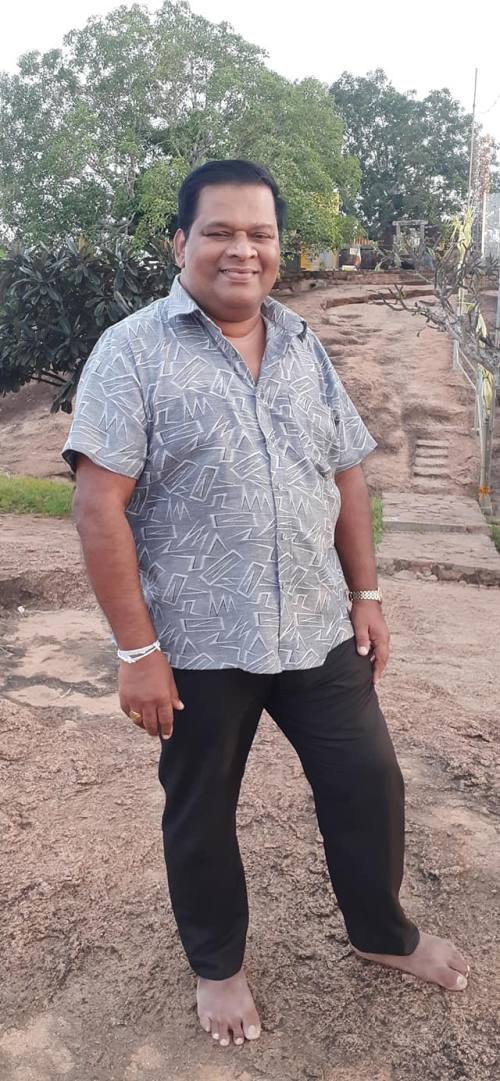 Hemantha Eriyagama Biography Birthday Age Family Photos and Videos ...