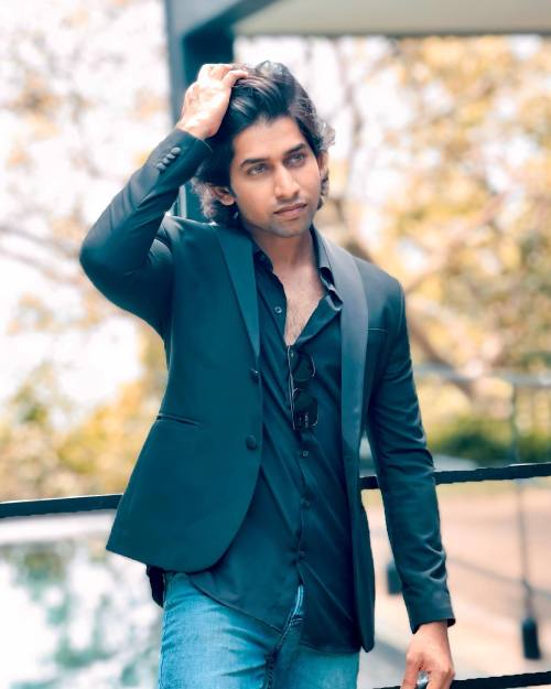 Gevin Abhishek Biography Birthday Age Family Photos and Videos | Actor.lk