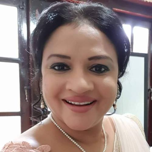 Semini Iddamalgoda Biography Birthday Age Family Photos and Videos ...