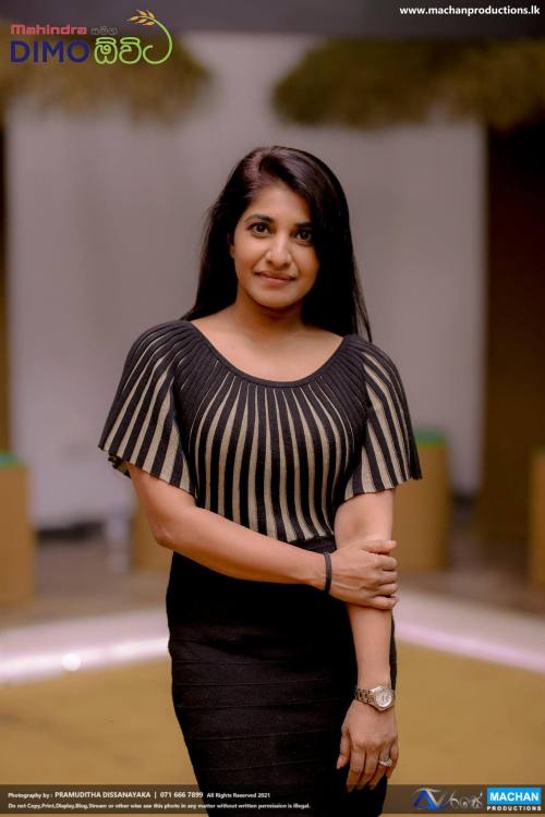 Samanalee Fonseka Biography Birthday Age Family Photos and Videos ...