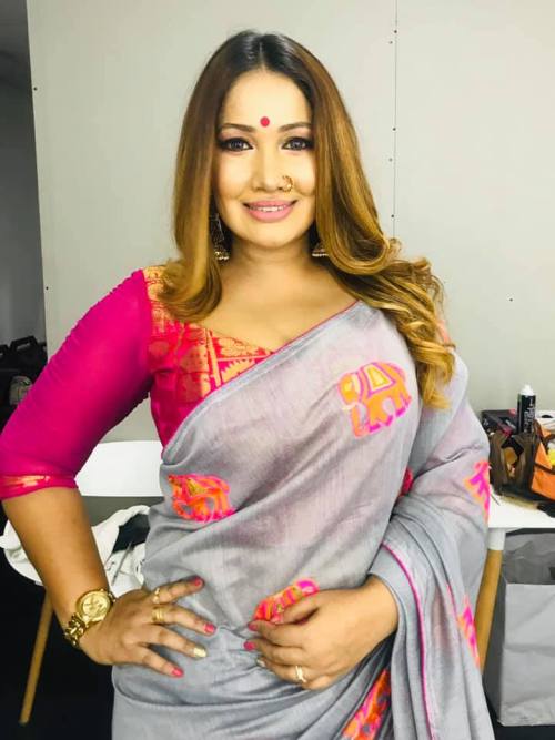 Piumi Botheju Biography Birthday Age Family Photos and Videos | Actor.lk