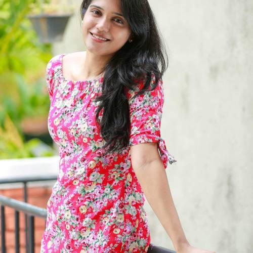 Kalani Dodantenna Biography Birthday Age Family Photos and Videos ...