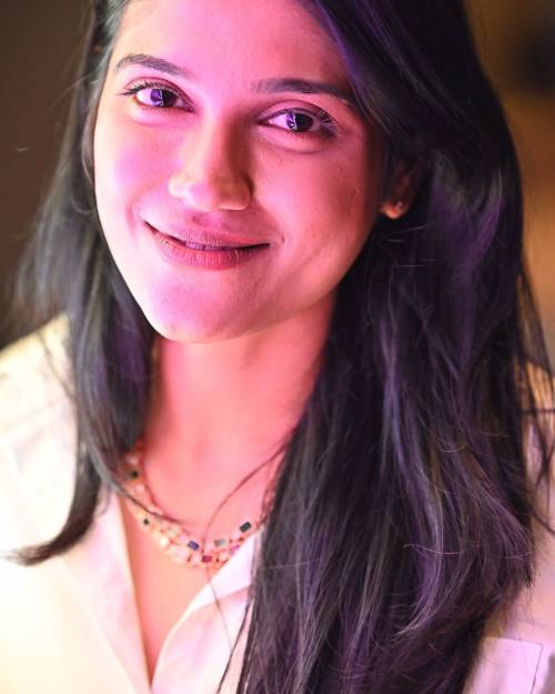 Kalani Dodantenna Biography Birthday Age Family Photos and Videos ...