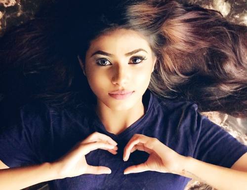 Tanasha Hatharasingha Biography Birthday Age Family Photos and Videos ...